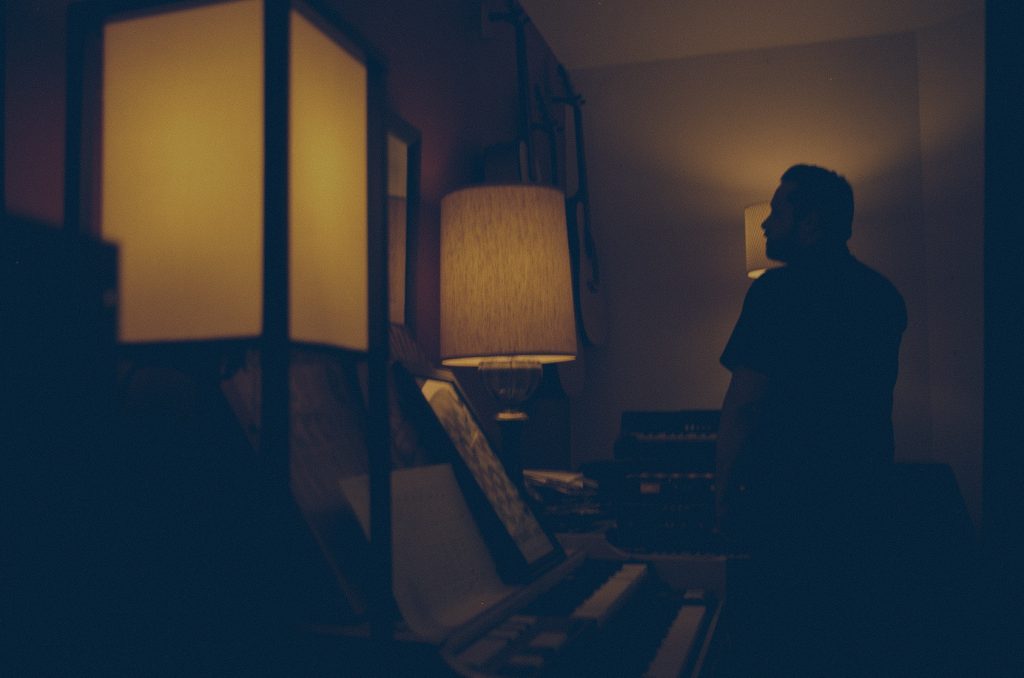 La banda de soul psicodélico MONOPHONICS comparte su nuevo single ...